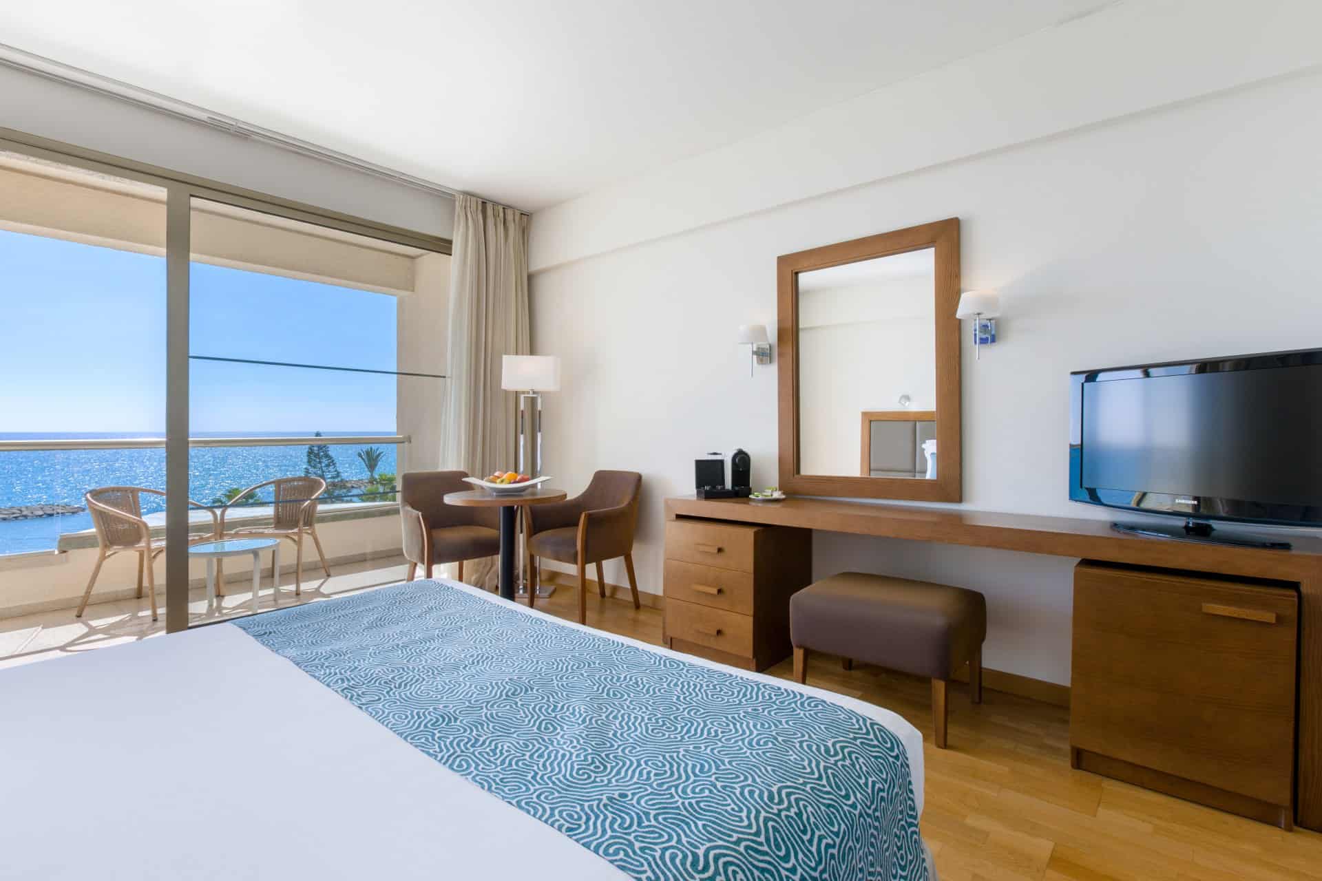 Front pool and sea view Room - Golden Bay Beach Hotel